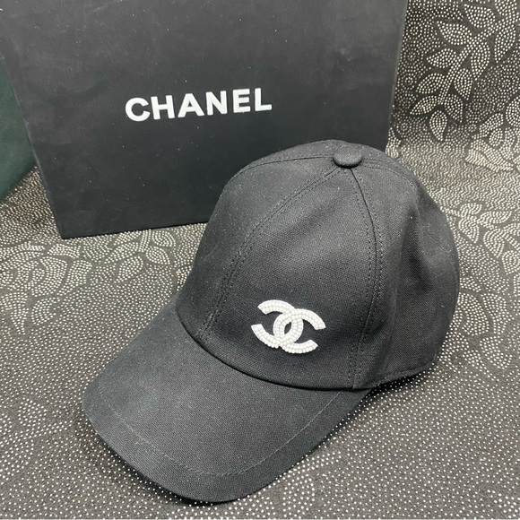 CHANEL | Accessories | Chanel Black Cap | Poshmark